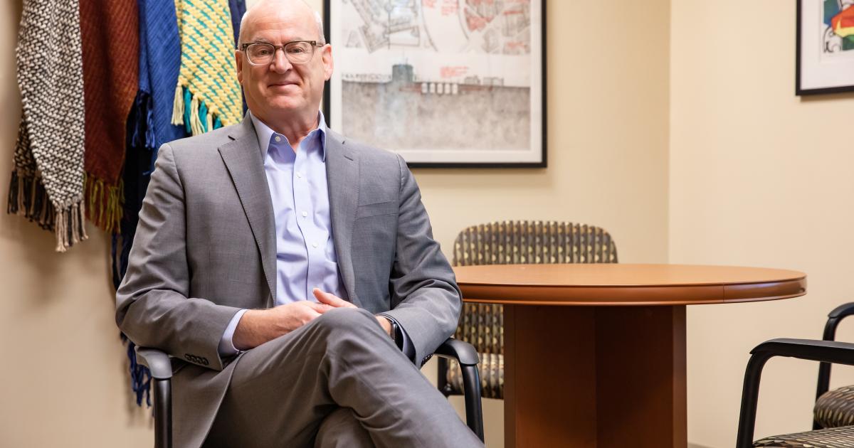 Office Space: Dr. Andy Barnes, Dean of the School of the Arts ...